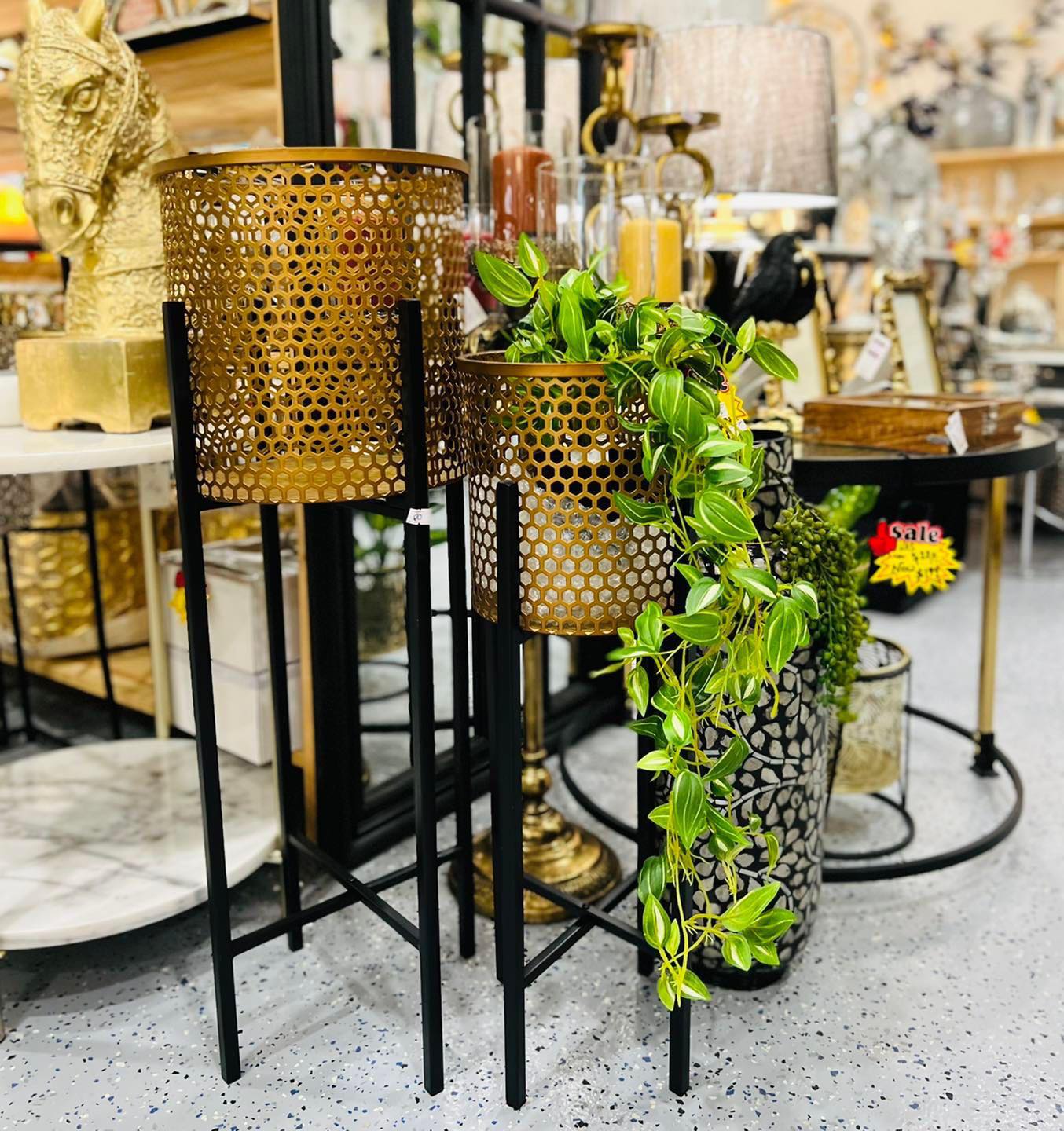 Large Gold Metal Planter On Stand - Decor Guru