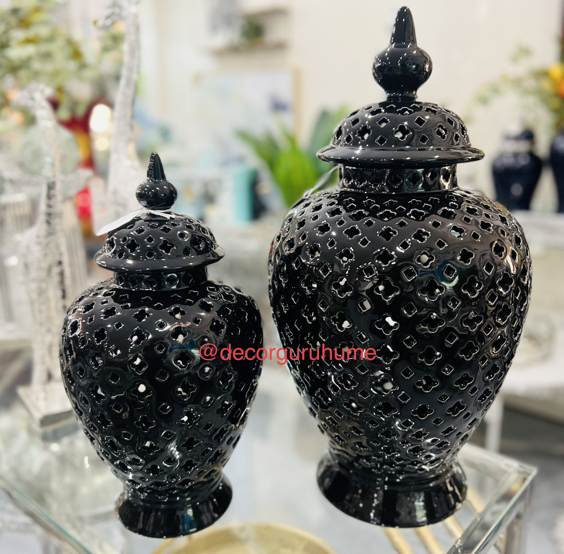 Ava Black Ginger Jars - Exquisite Decorative Accents for Any Space